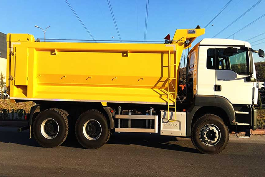 Dumper tipper trucks